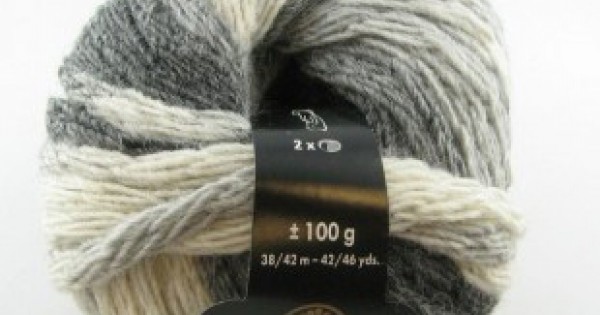 Μαλλί πλεξίματος String 250